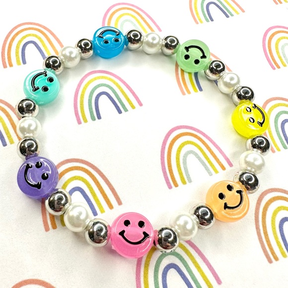 Handmade | Jewelry | Smiley Face Faux Pearl Silver Colored Bracelet ...